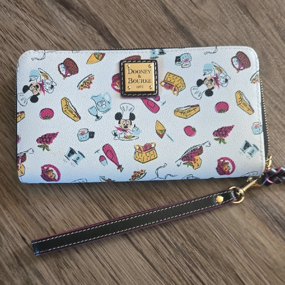 Dooney & Bourke | Bags | Dooney Bourke White Wallet With Disney ...